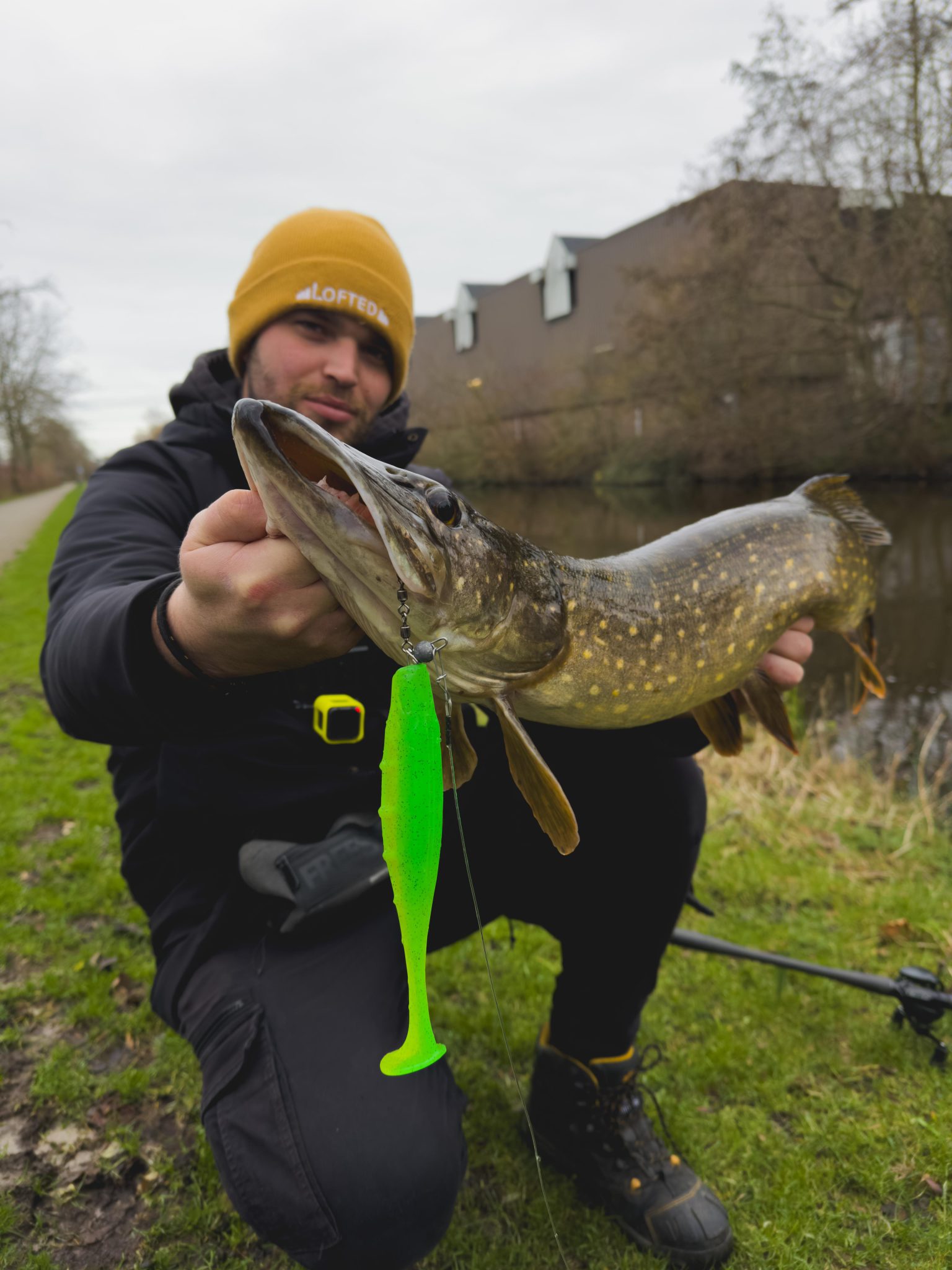 MIKKY VANGT HAAR RECORD SNOEK! - Roofvisweb.NL