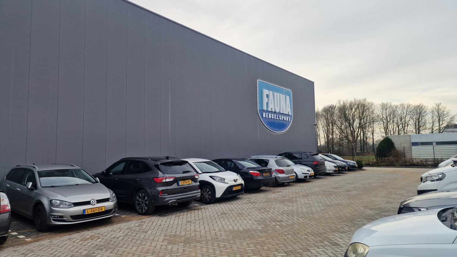 Bezoek aan de nieuwe Fauna Hengelsport winkel! - Roofvisweb.NL