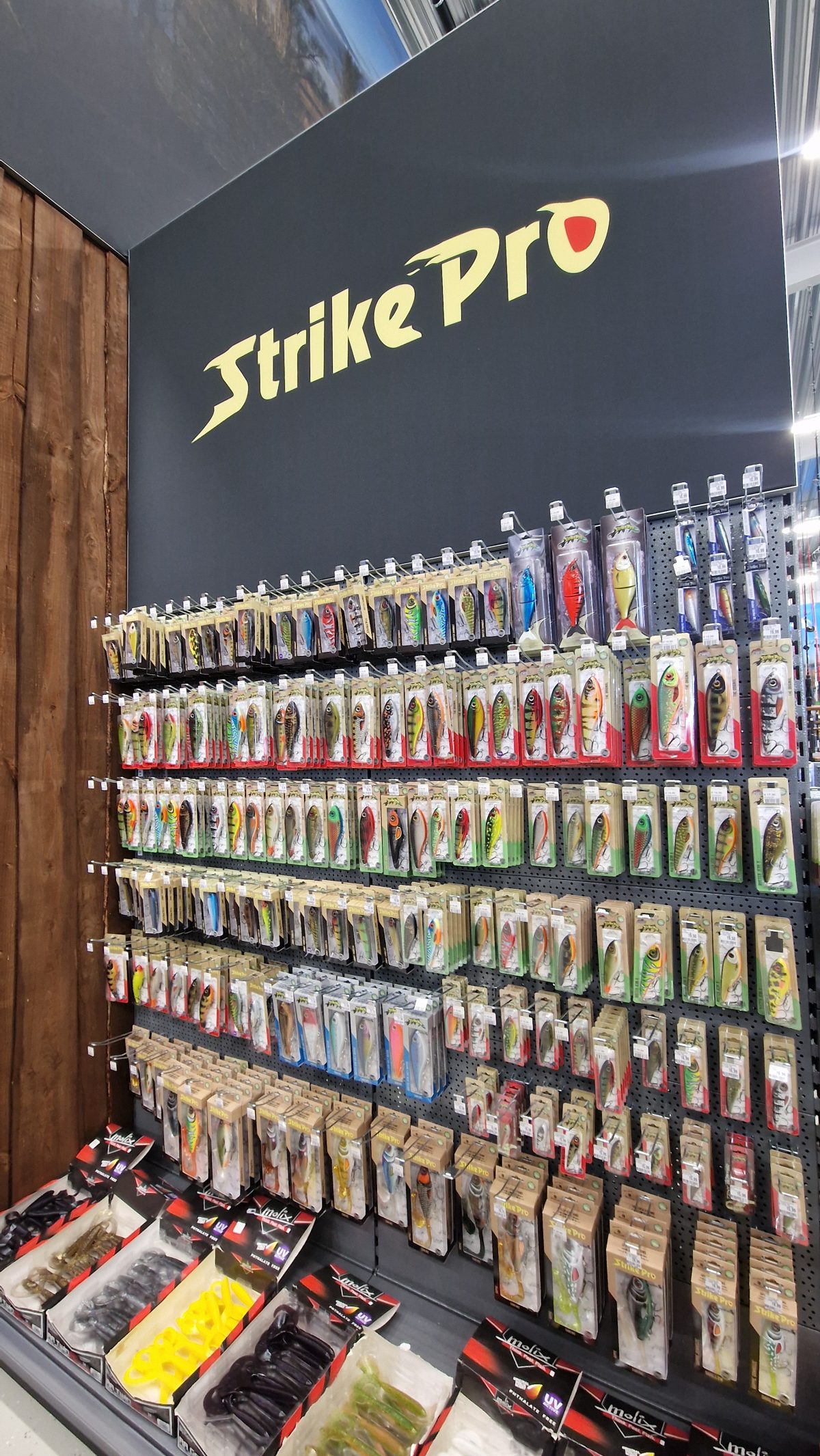 Bezoek aan de nieuwe Fauna Hengelsport winkel! - Roofvisweb.NL